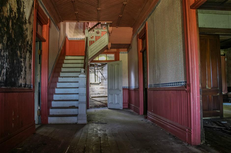 Inside the abandoned Georgia house where history was made ...
