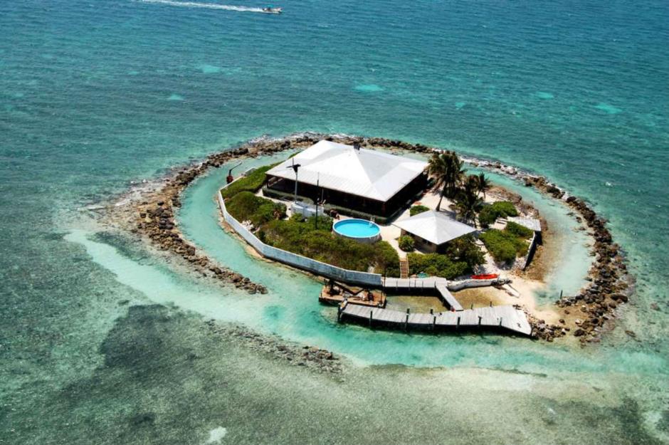 20 incredibly exclusive private islands for sale right now | lovemoney.com