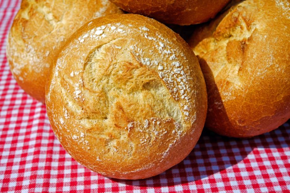 Batch, barm, cob or bap: what do you call a bread roll? | lovefood.com