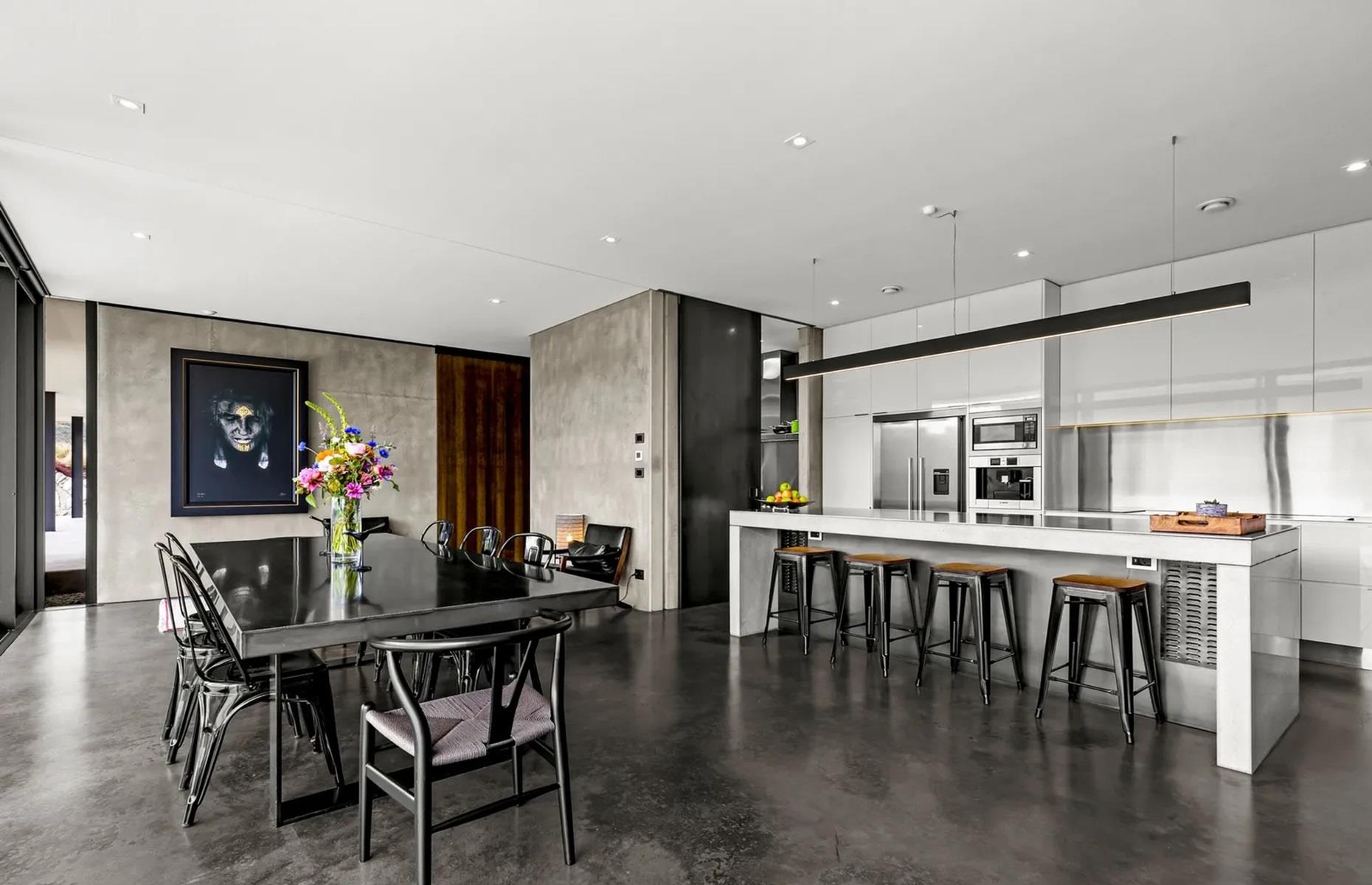 The world's most spectacular modern homes | lovemoney.com