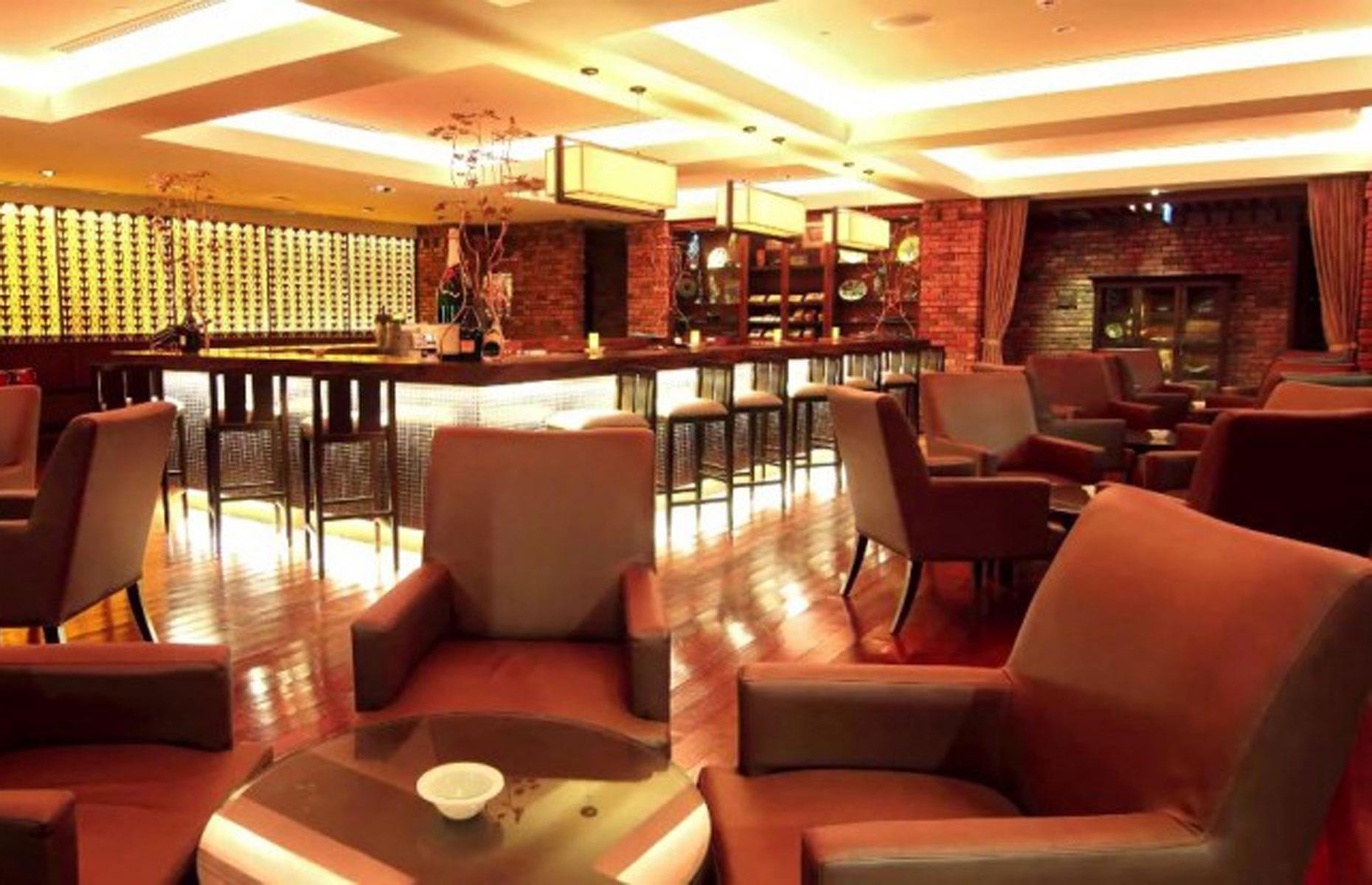 What’s hiding in this $6.5 million mansion? | lovemoney.com