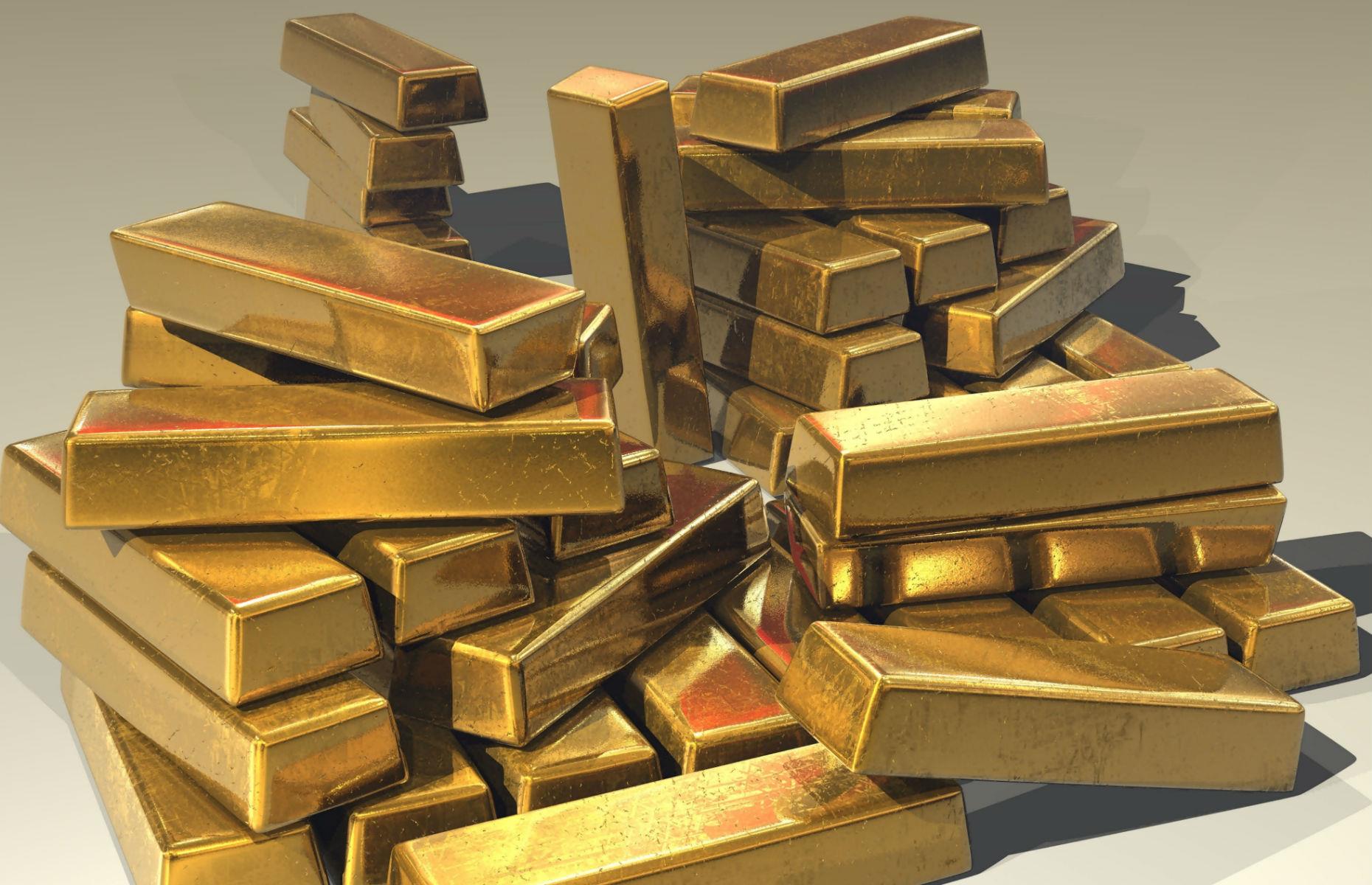 Amazing treasures found in attics and lofts | lovemoney.com