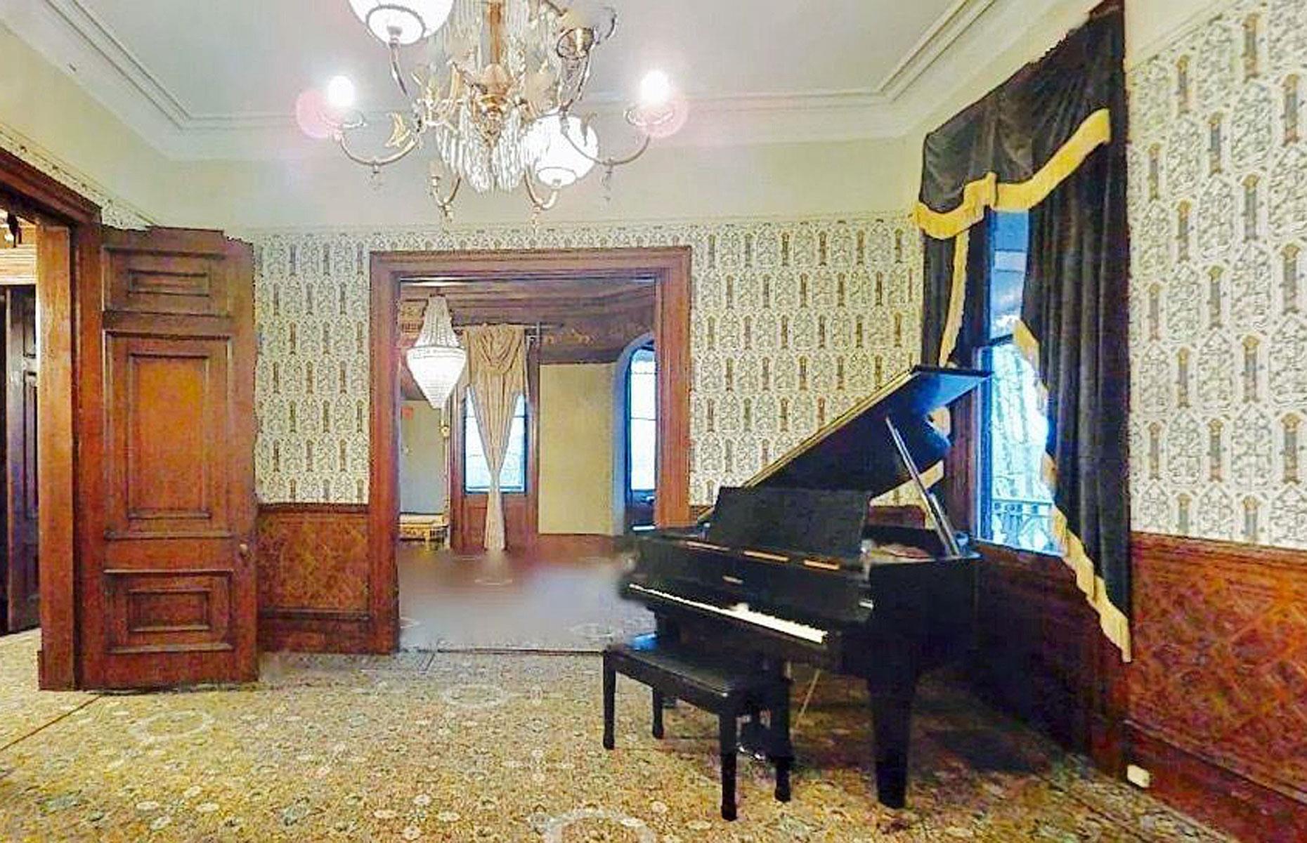 Beautiful stately homes hiding dark secrets | lovemoney.com