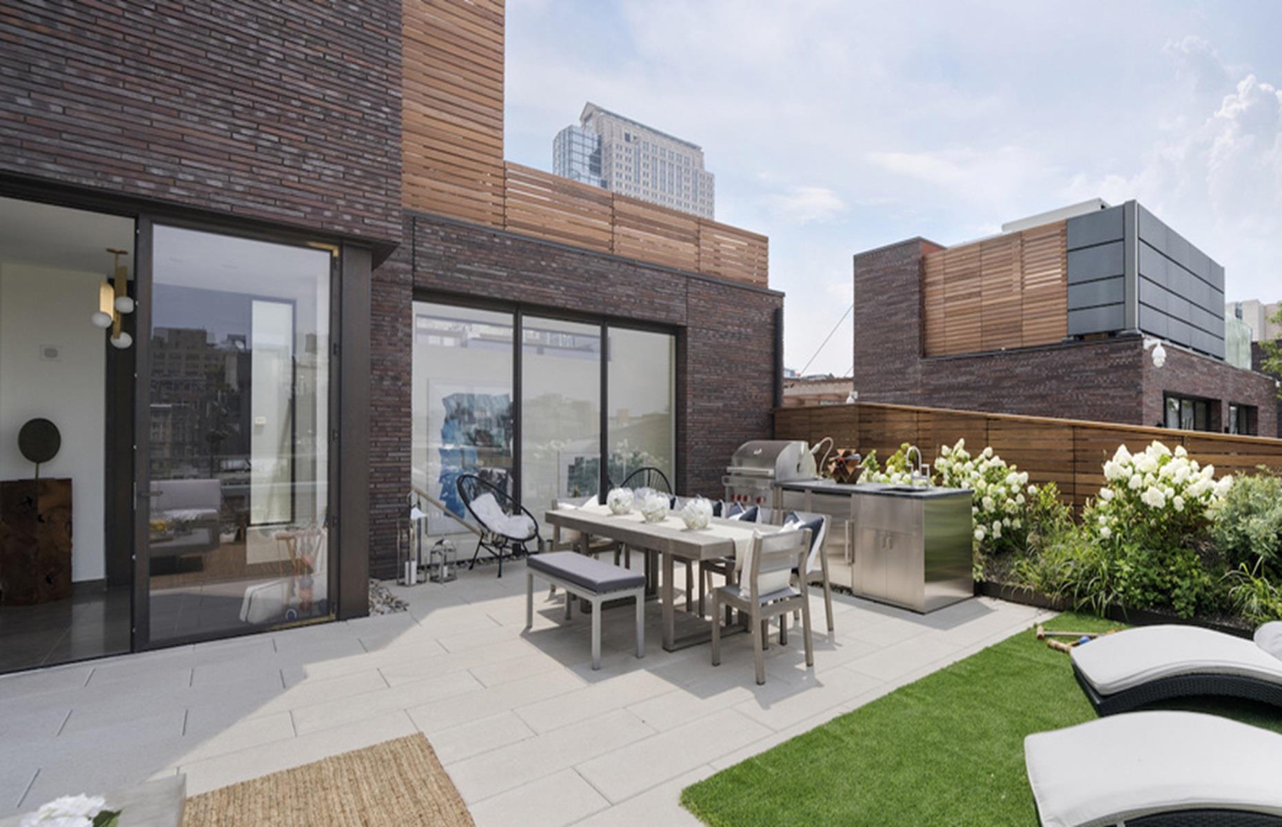 Secret rooftop dwellings hiding in plain sight | lovemoney.com