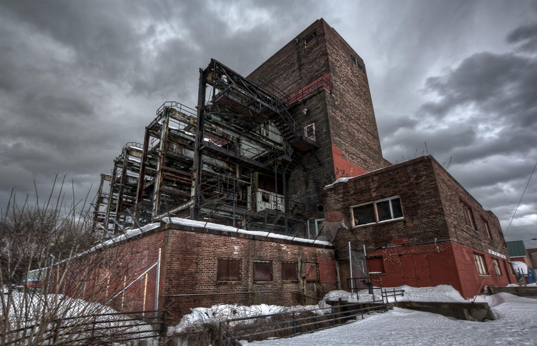 Abandoned planet: decaying places the world forgot | lovemoney.com