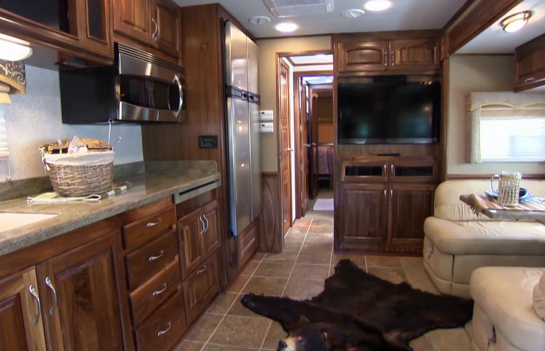 Inside the glamorous motorhomes of the rich and famous | lovemoney.com