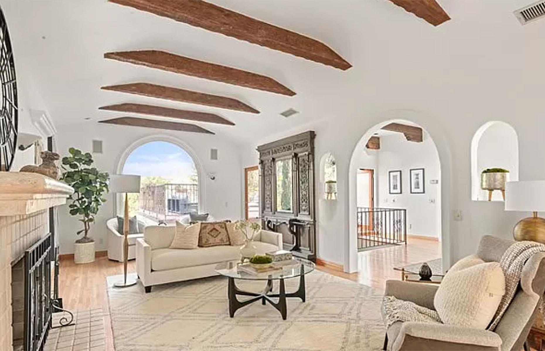 Step inside Demi Lovato's stunning LA mansion | lovemoney.com