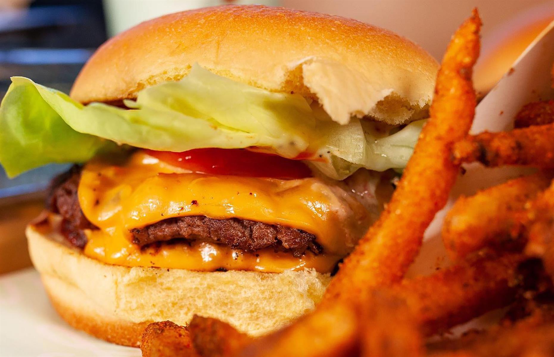 The best cheeseburger in every state | lovemoney.com