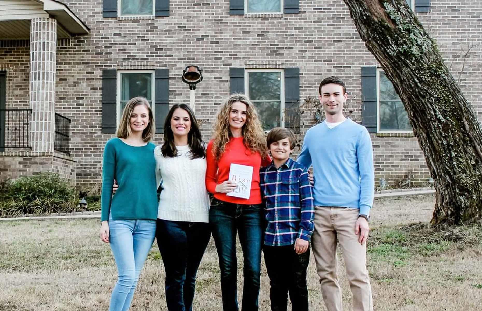 How single mother Cara Brookins built a house from scratch using ...