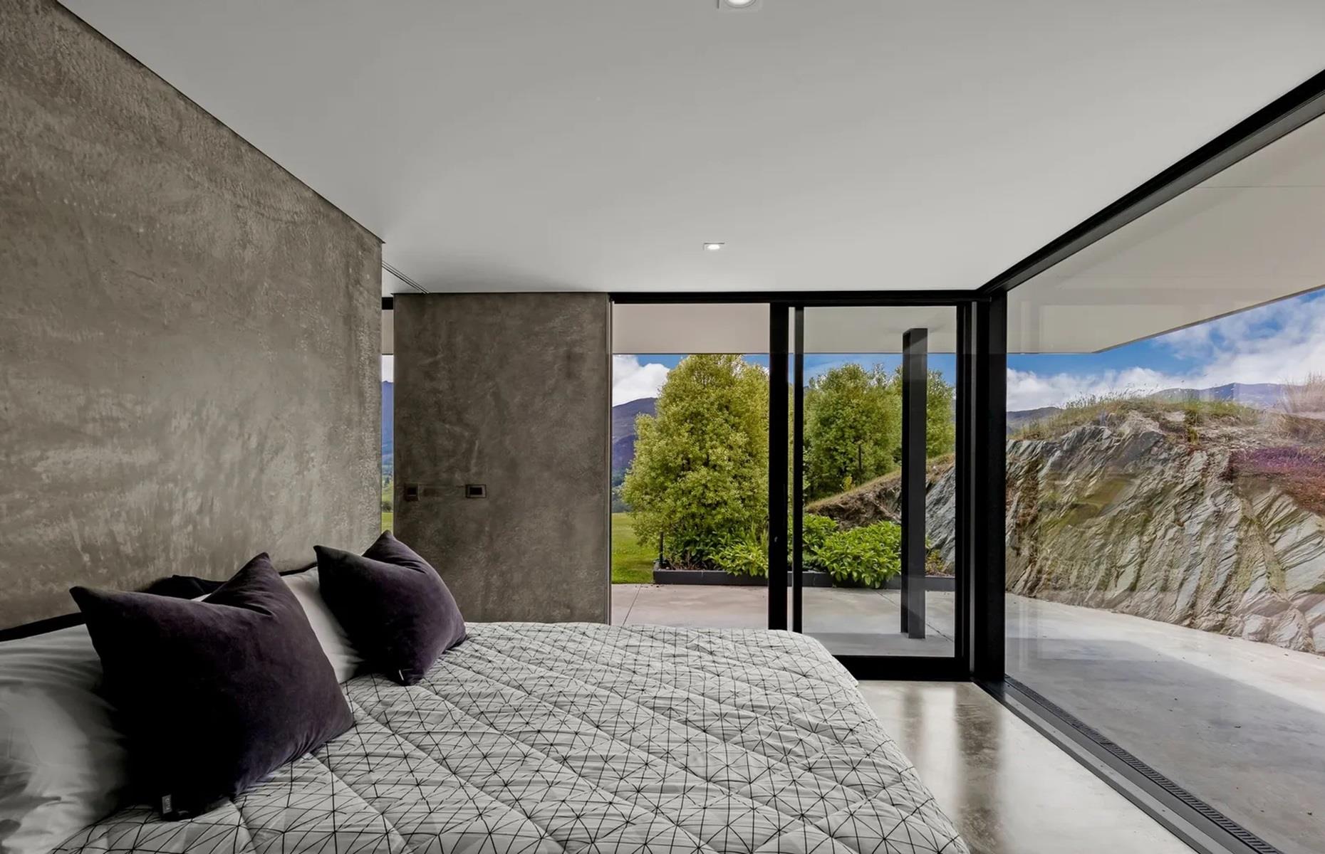 The world's most spectacular modern homes | lovemoney.com