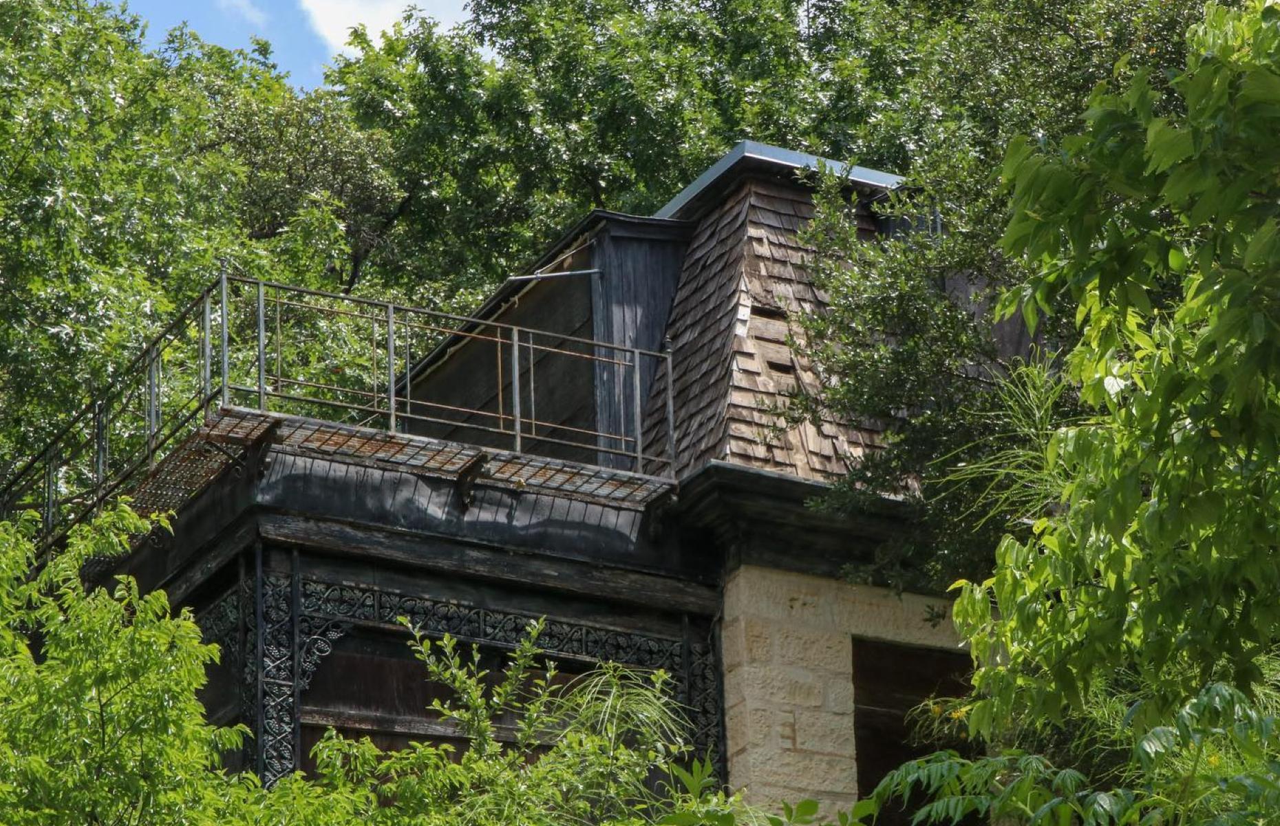 America's most endangered historic houses | lovemoney.com