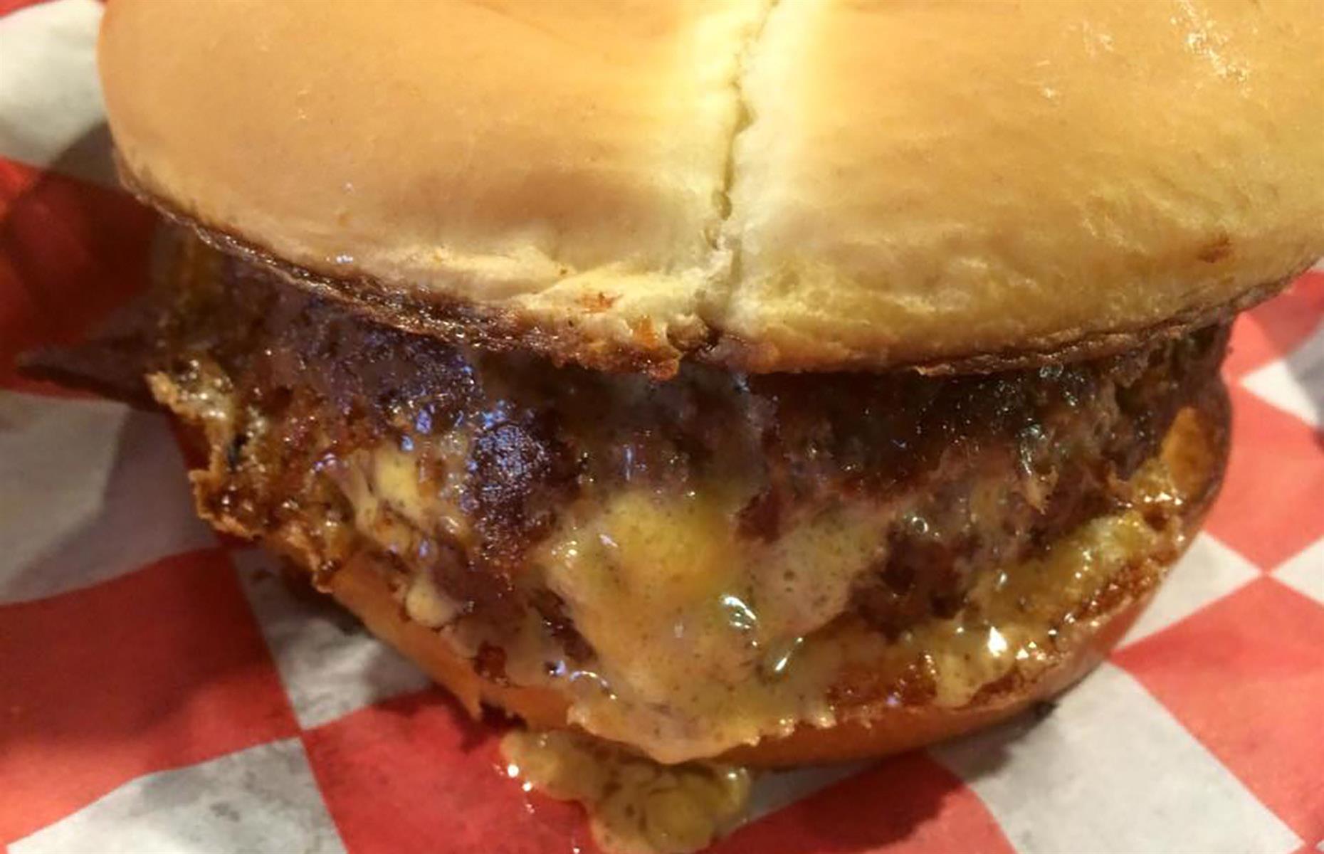 The best cheeseburger in every state | lovemoney.com
