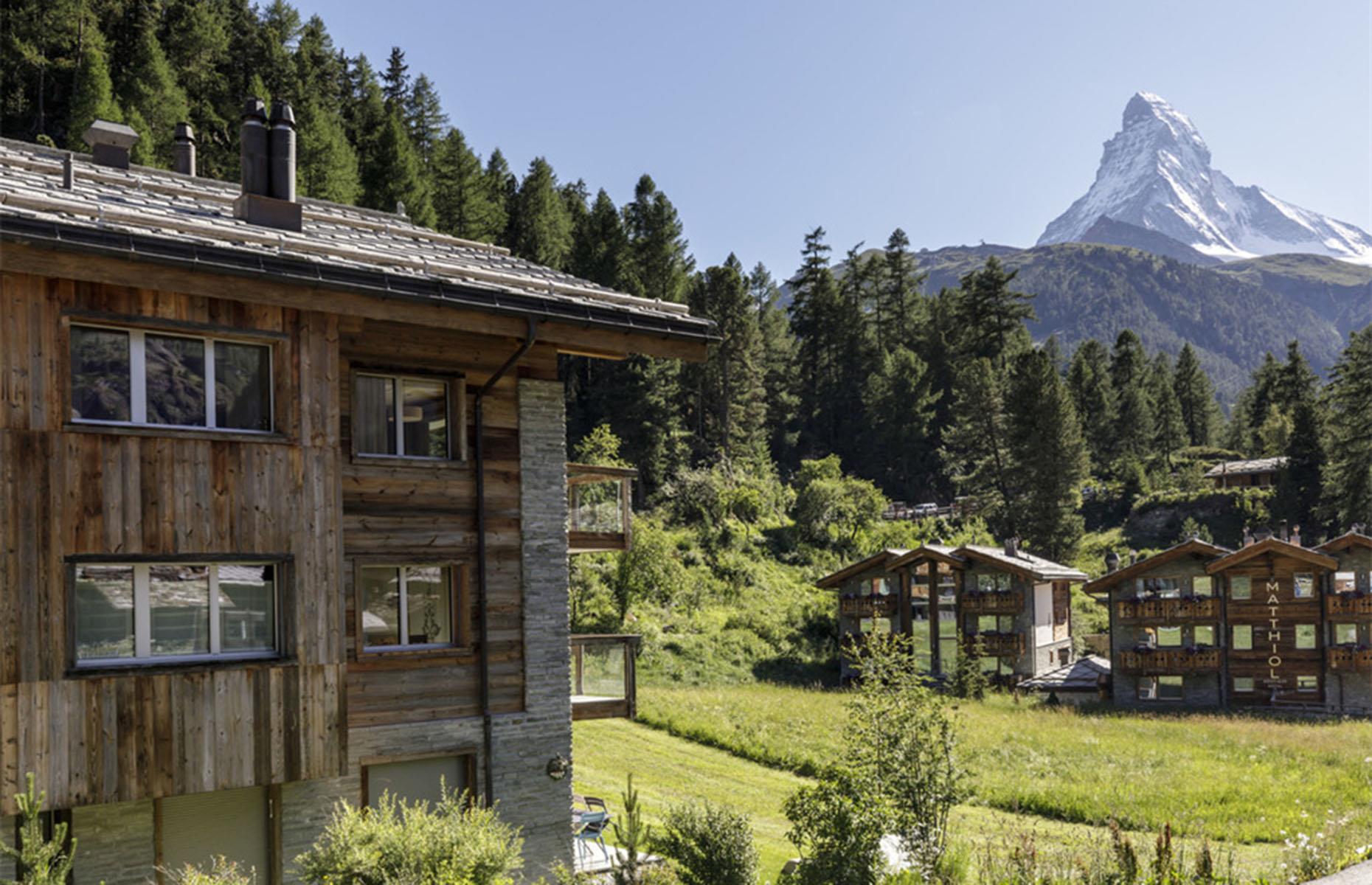 World's most dreamy ski resort homes | lovemoney.com