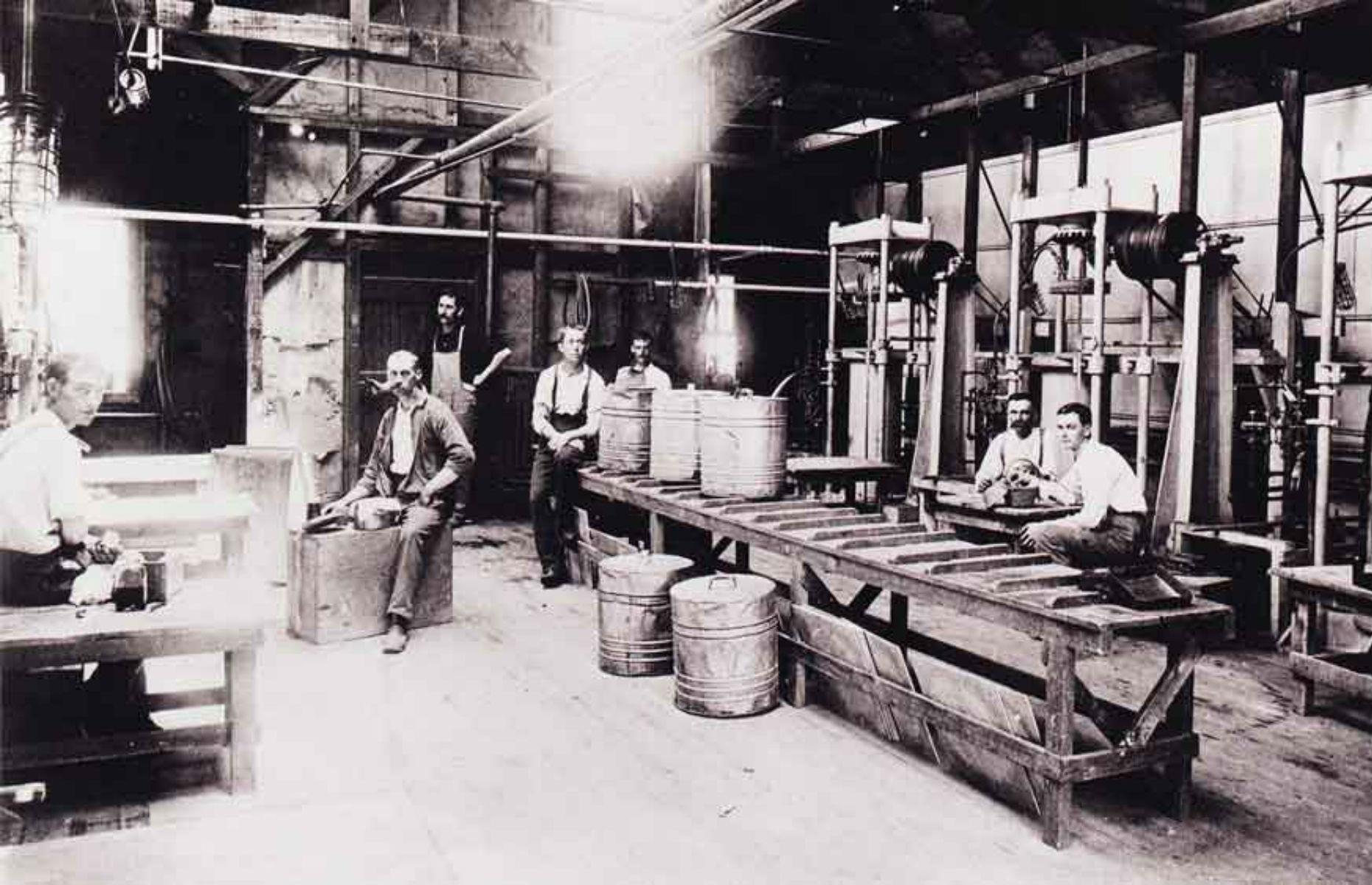 America's oldest companies still open for business then and now ...