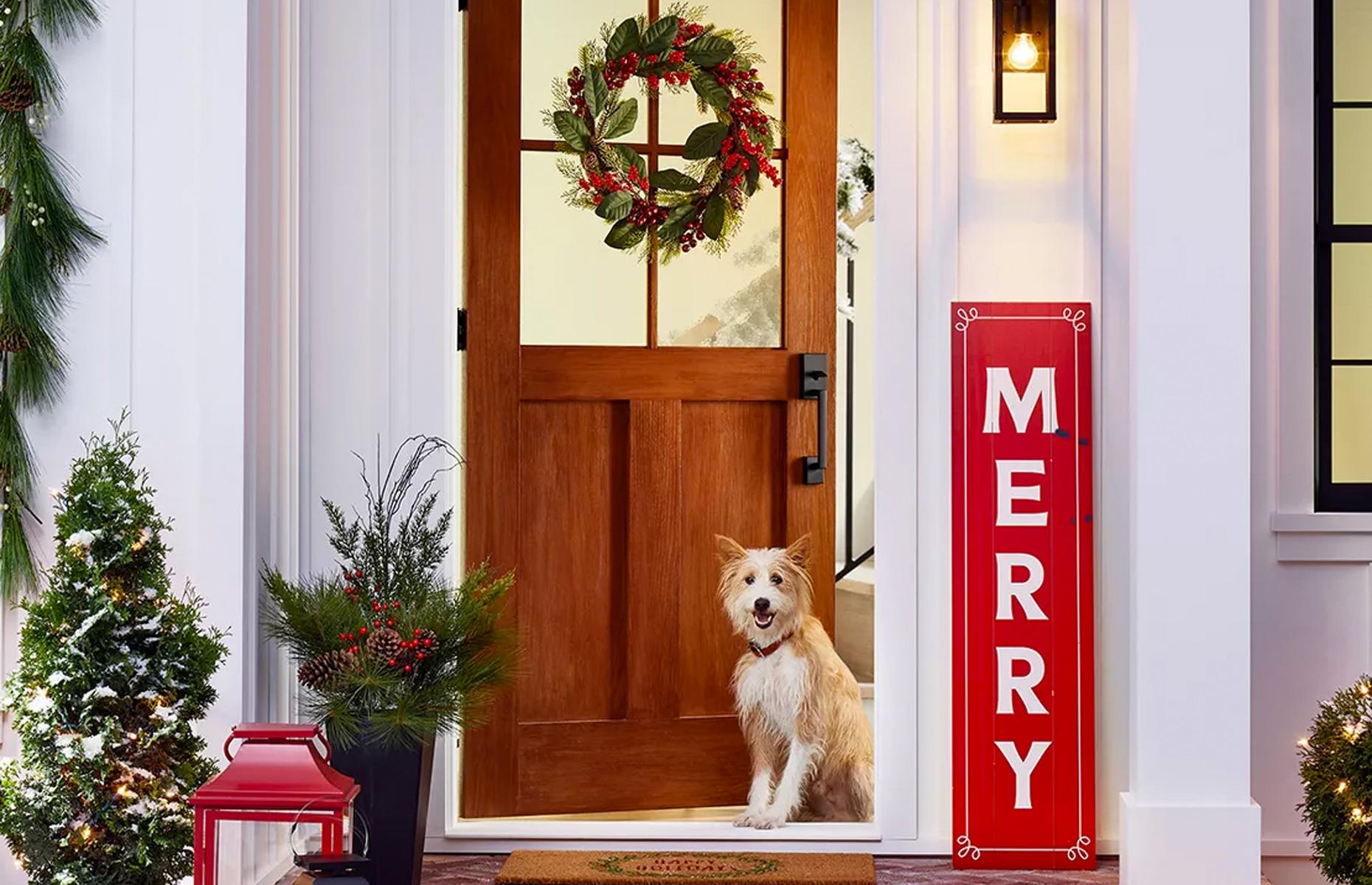 50 spectacular outdoor decorating ideas for the holidays | lovemoney.com