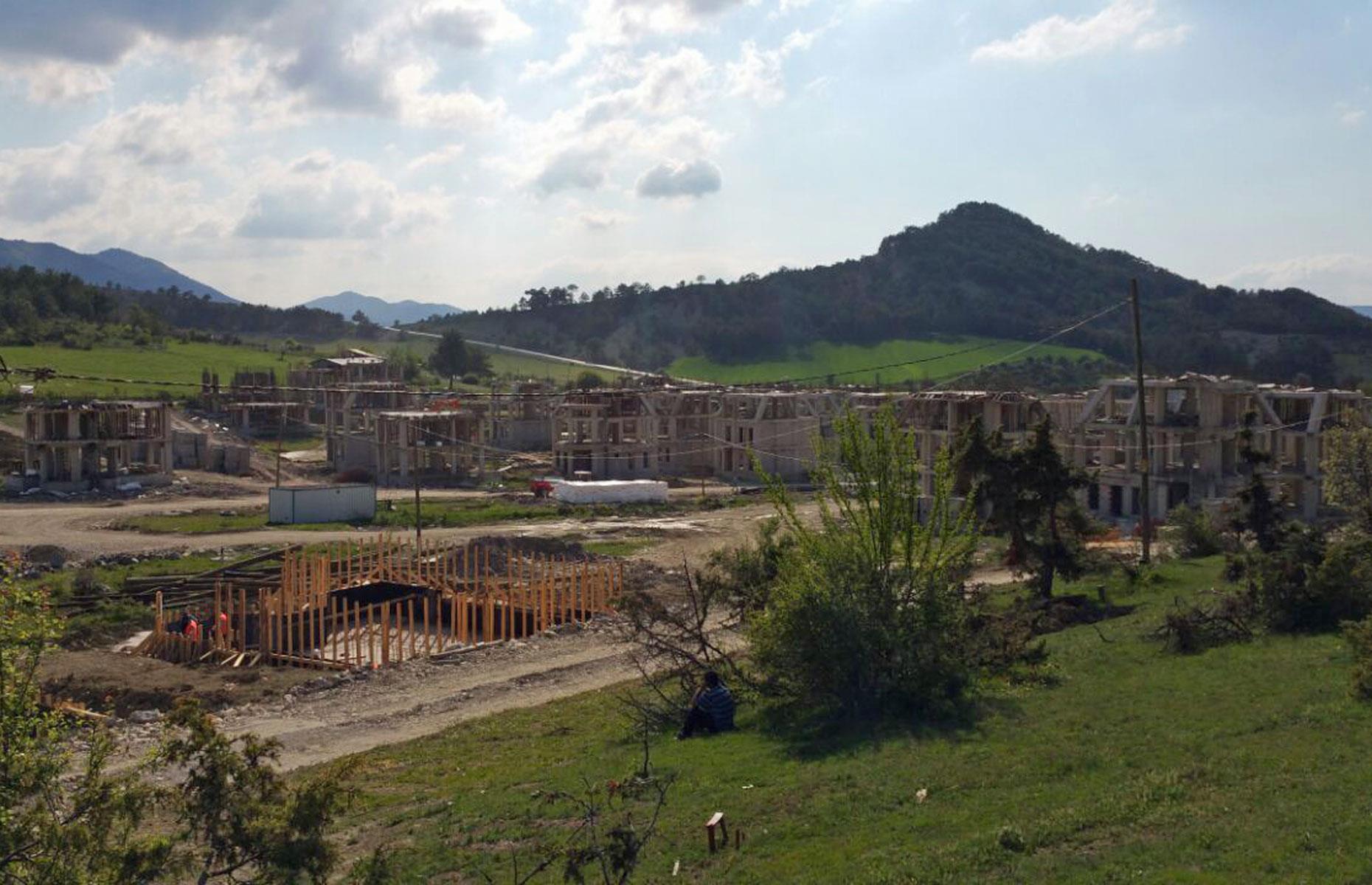 Burj Al Babas: tour the ghost town of abandoned fairytale castles ...
