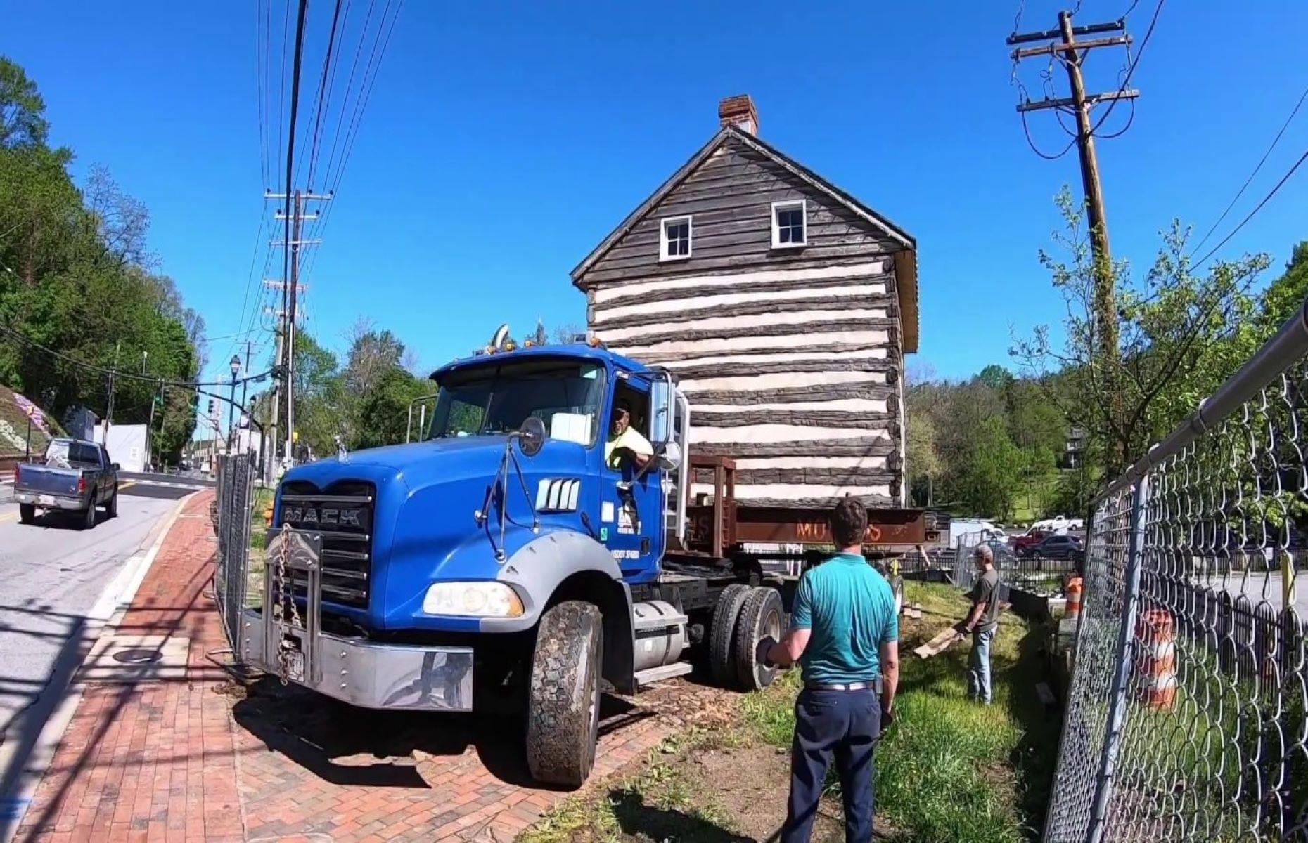Historic homes that were picked up and moved to a new plot | lovemoney.com