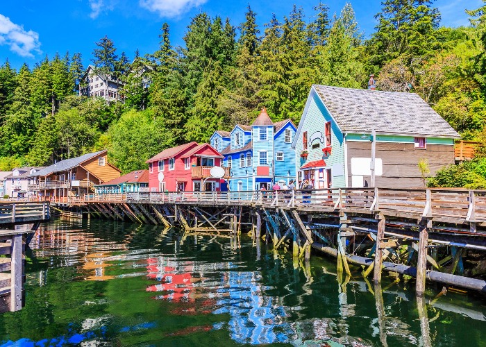 Amazing Alaska's most beautiful sights | loveexploring.com