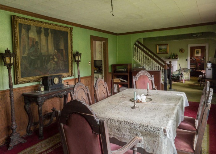 Explore this antique-filled abandoned doctor’s house in the Catskill ...