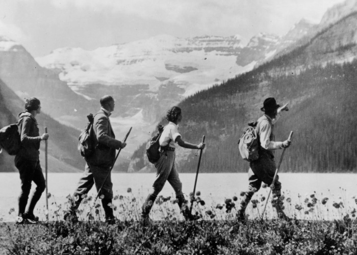 Then and now: incredible photos of Canada's famous landmarks ...