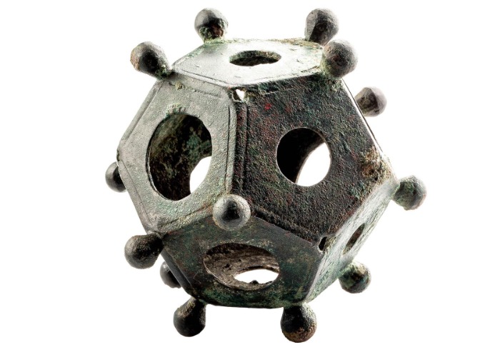 15 historische Artefakte, die Forscher bis heute vor Rätsel stellen ...