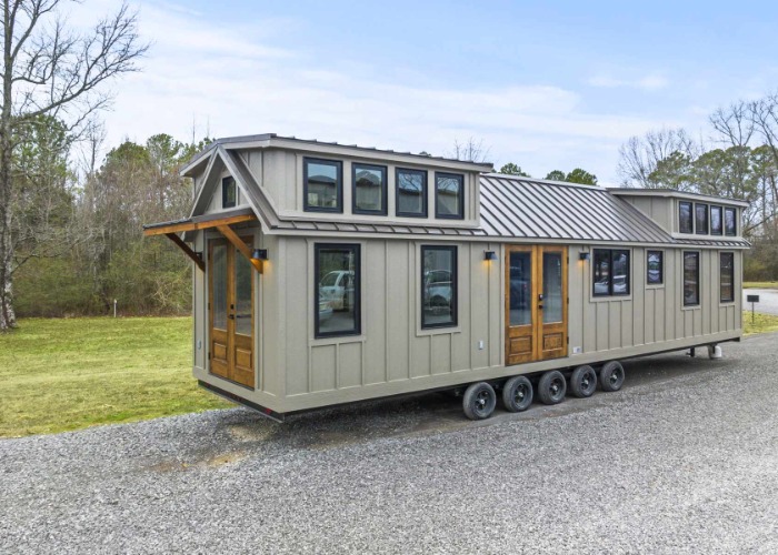 Ultimate tiny homes on wheels that can go anywhere | loveexploring.com