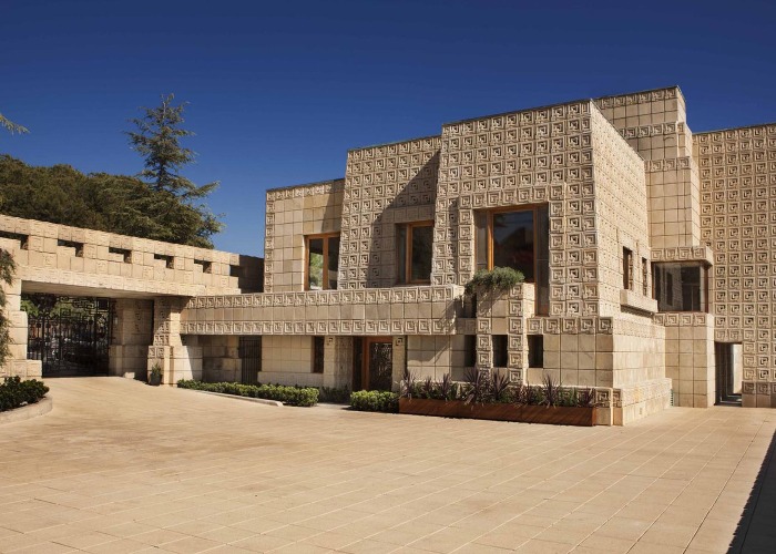 Take a tour inside the Blade Runner house, on sale for $23m ...