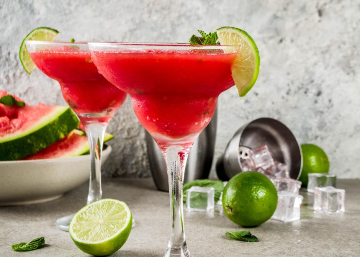 26 fizzy cocktails perfect for a garden party | lovefood.com