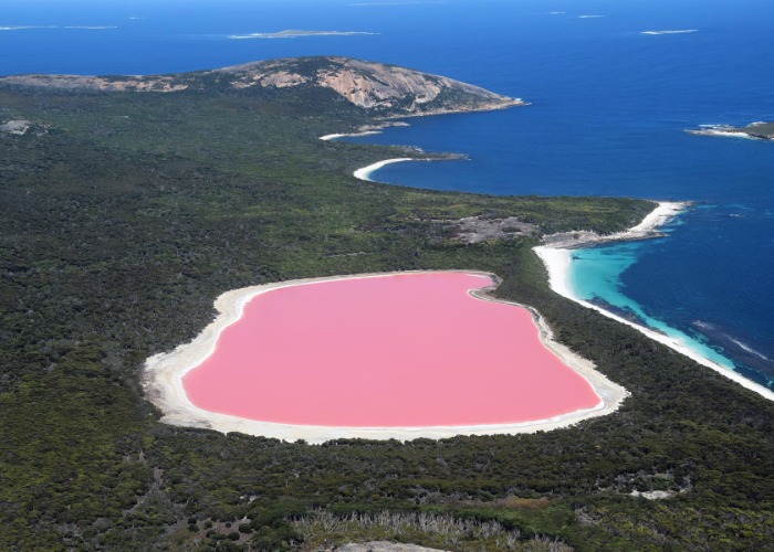 30 of the world’s most unusual lakes | loveexploring.com