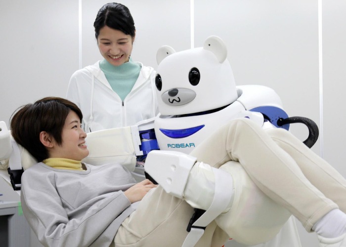 Robots replacing humans in workplaces and jobs | lovemoney.com