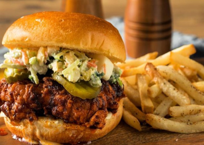The most delicious fast food dishes invented in the USA, ranked ...