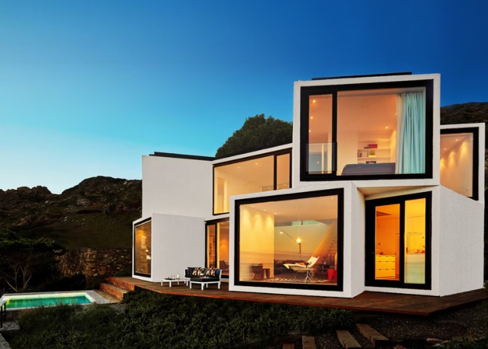 Gorgeous glass houses that will take your breath away | loveproperty.com