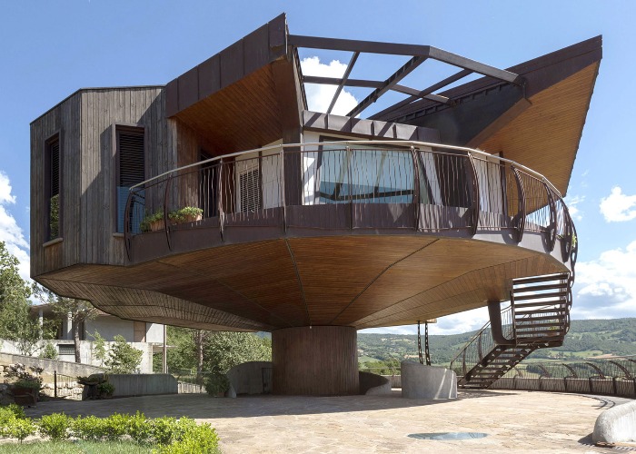 Rotating houses: homes that follow the sun | loveproperty.com