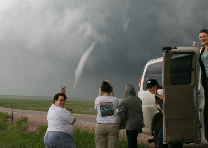 Real-life storm chasers share their experiences | loveexploring.com