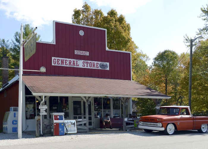 The oldest general stores in America open today | lovemoney.com