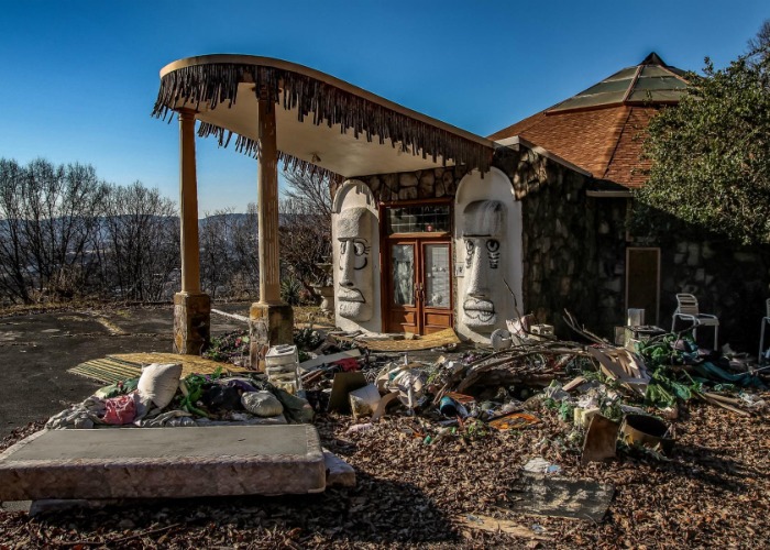 Take a tour of 12 grand dream homes left abandoned and forgotten ...