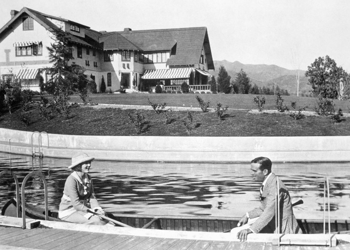 Pickfair: tour the Beverly Hills mansion of Hollywood's first golden ...