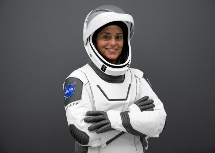 The history of NASA in pictures | loveexploring.com