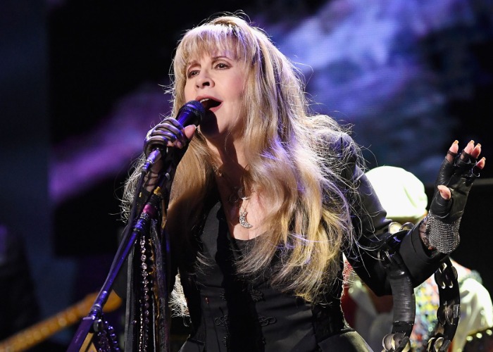 How rich is each member of Fleetwood Mac today? | lovemoney.com