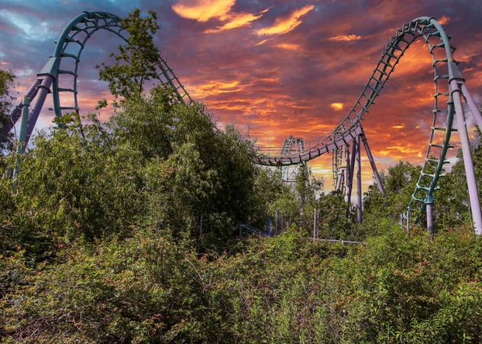 Tour this abandoned Six Flags theme park in Louisiana | lovemoney.com
