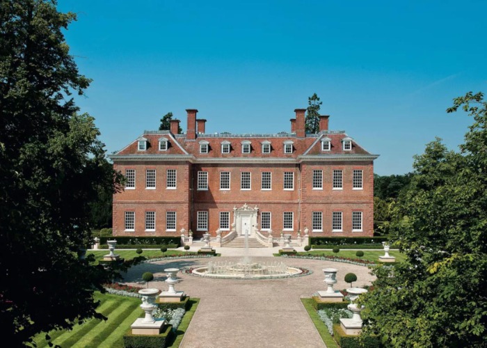 Robber baron homes: the beautiful mansions of Gilded Age tycoons ...