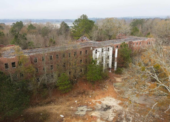 Espeluznantes y llenas de historia: Las casas abandonadas MÁS ...