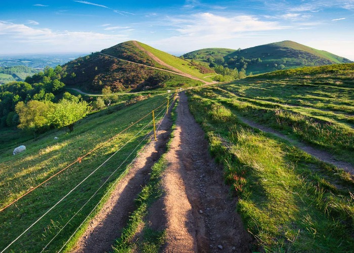 The UK's 35 most scenic walking routes | lovemoney.com