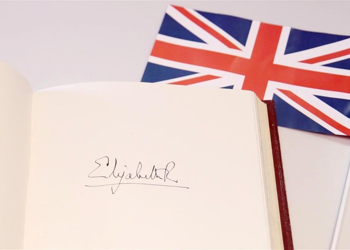 The world's most valuable autographs – and how to spot a fake | loveinc.com