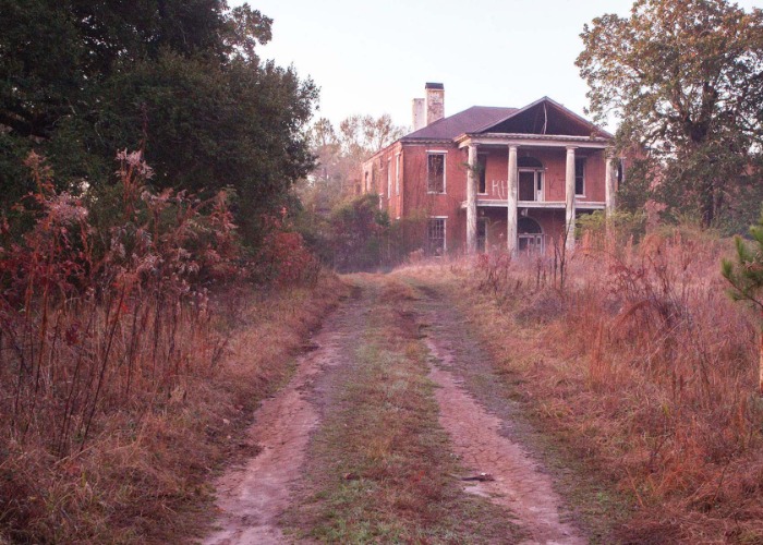 America’s most mysterious abandoned homes | loveproperty.com